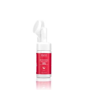VLCC Pro Radiance Skin Brightening Foaming Face Wash: Cleanse ...
